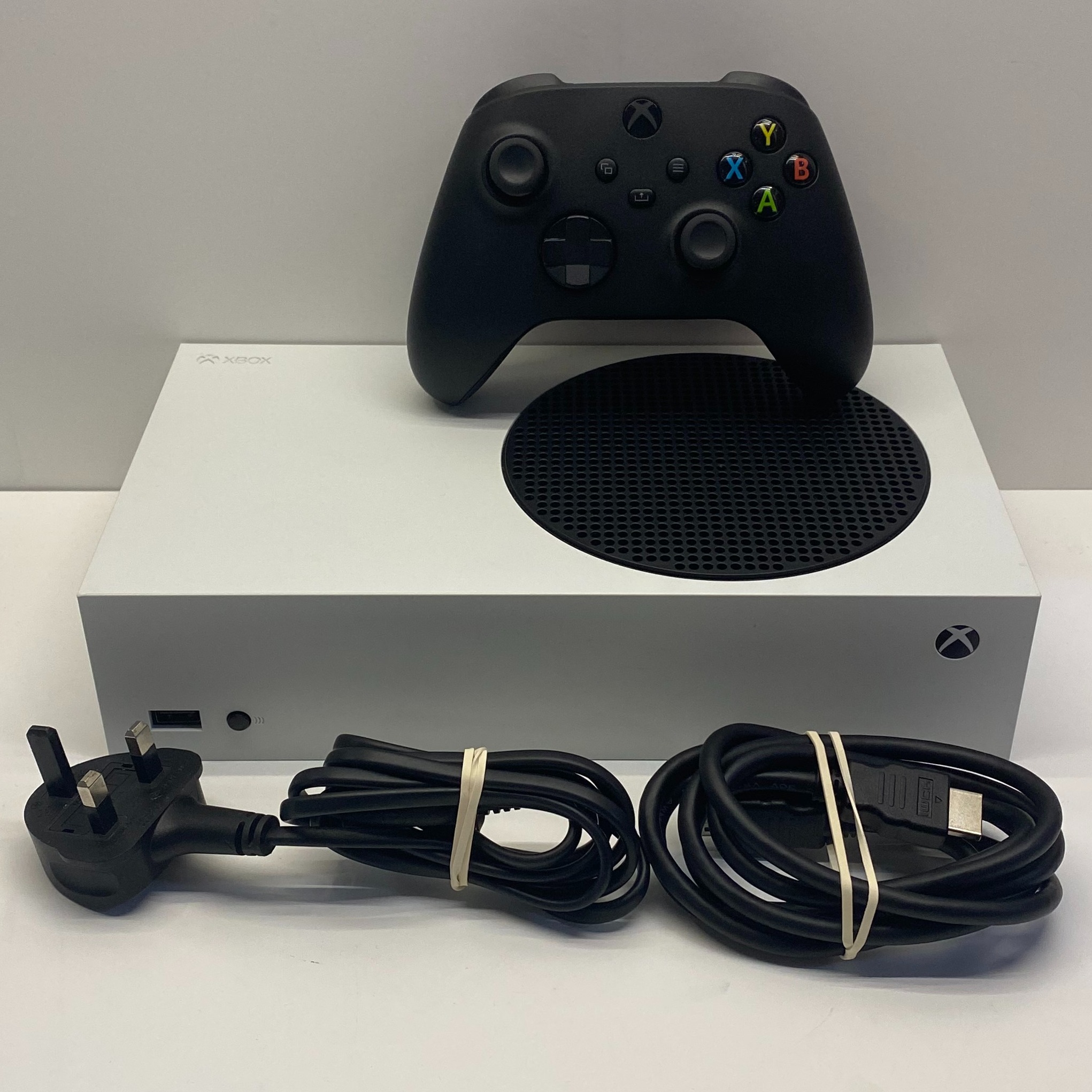 Used Microsoft Xbox Series S All Digital Console 512GB SSD in White ...